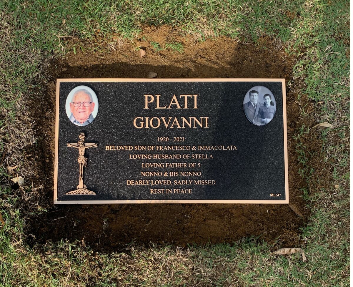 PINNAROO BRONZE PLAQUE GRAVE MARKER - GC Smith & Co.
